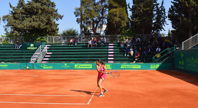 Hichem Riani analyse le Match de Chiraz Bechri perdu face à face à l ...