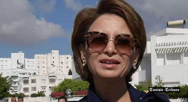 La première Dame de Tunisie se soumet aux ordres hiérarchiques et ...